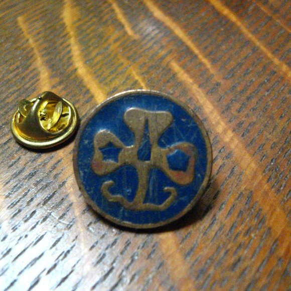 Girl Scouts | Jewelry | Gsa Girl Scouts Vintage 96s Uniform Lapel Pin ...